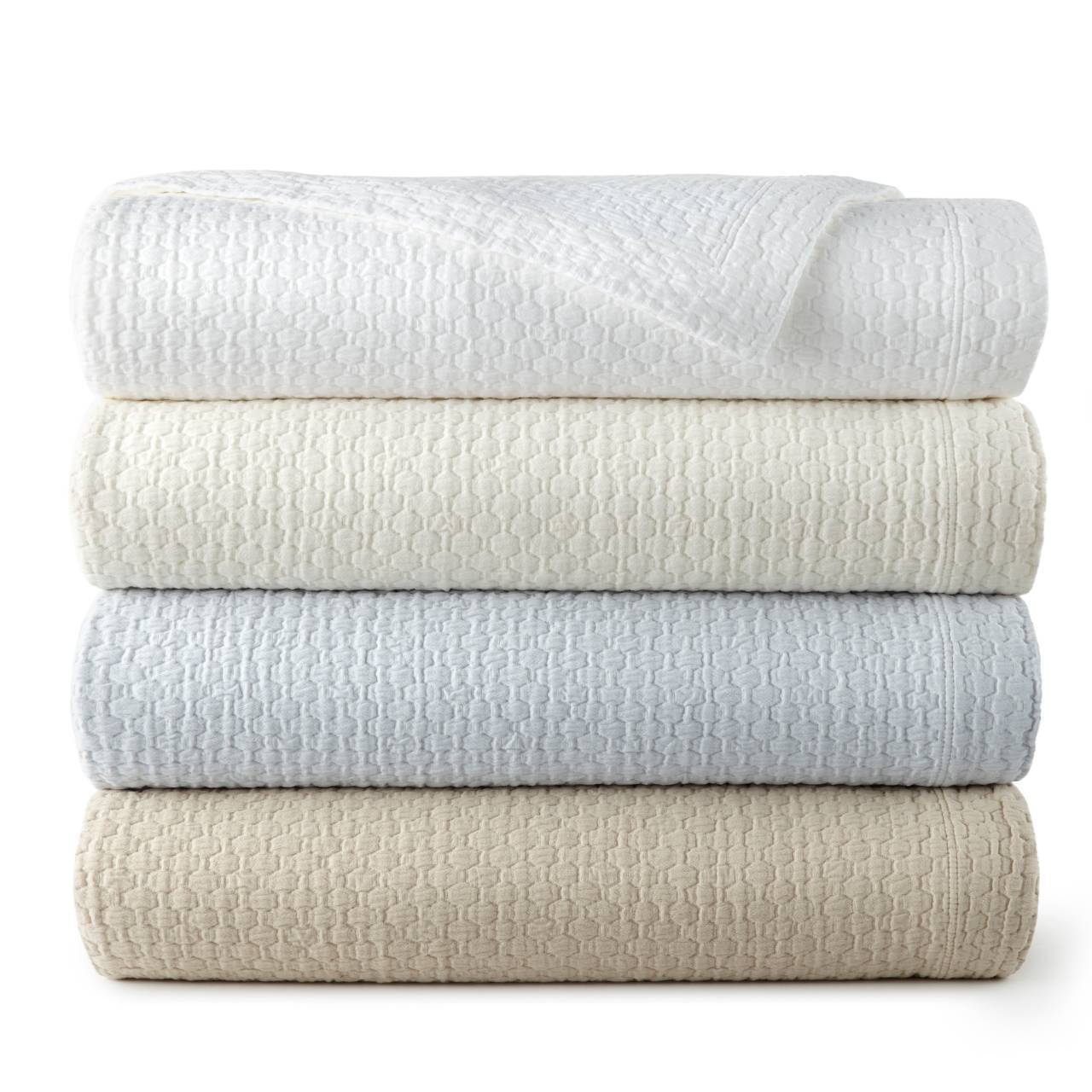 Juliet Matelasse Coverlet – Mulberry & Lime